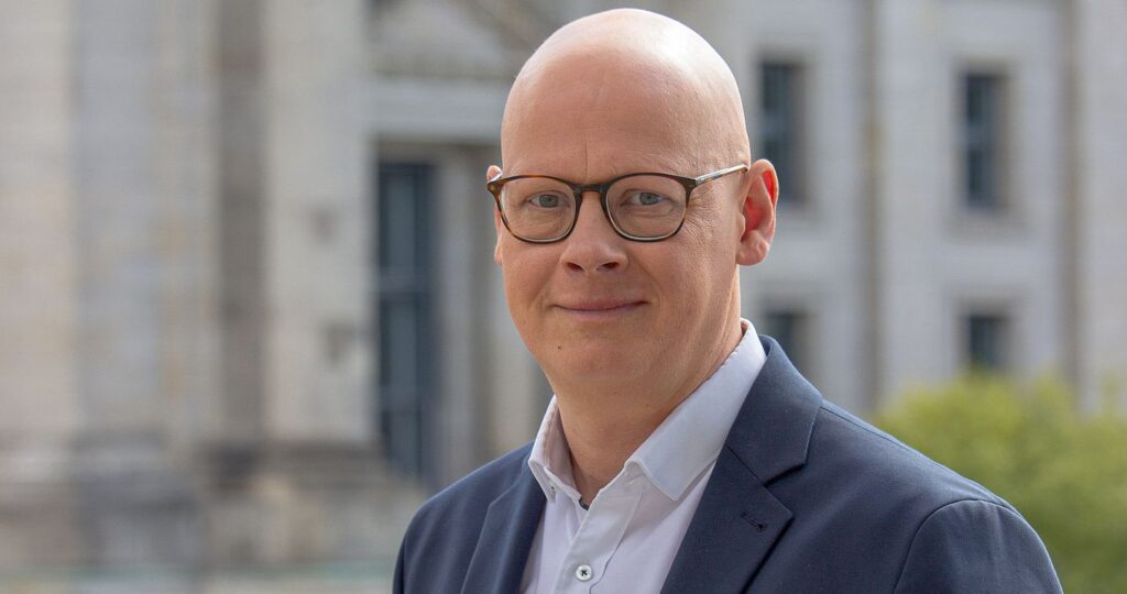 „Wir sitzen nicht am See“ - Politikjournalismus | KOM - Magazin für ...